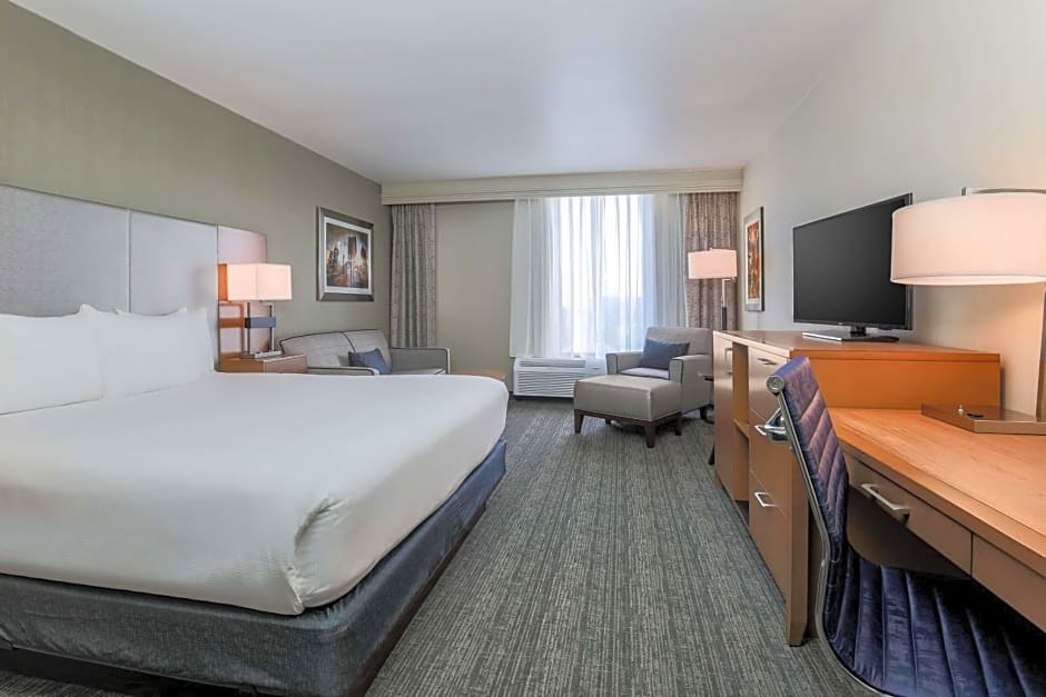DoubleTree By Hilton Hotel Atlanta Airport