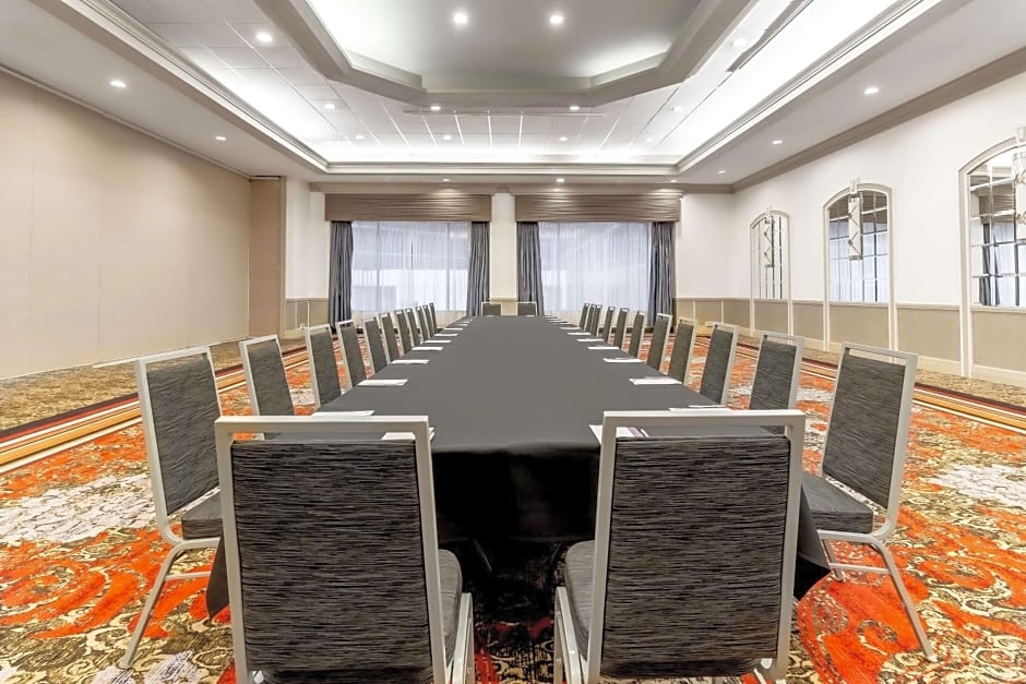 Hyatt Regency Tulsa Downtown | Reservations Center