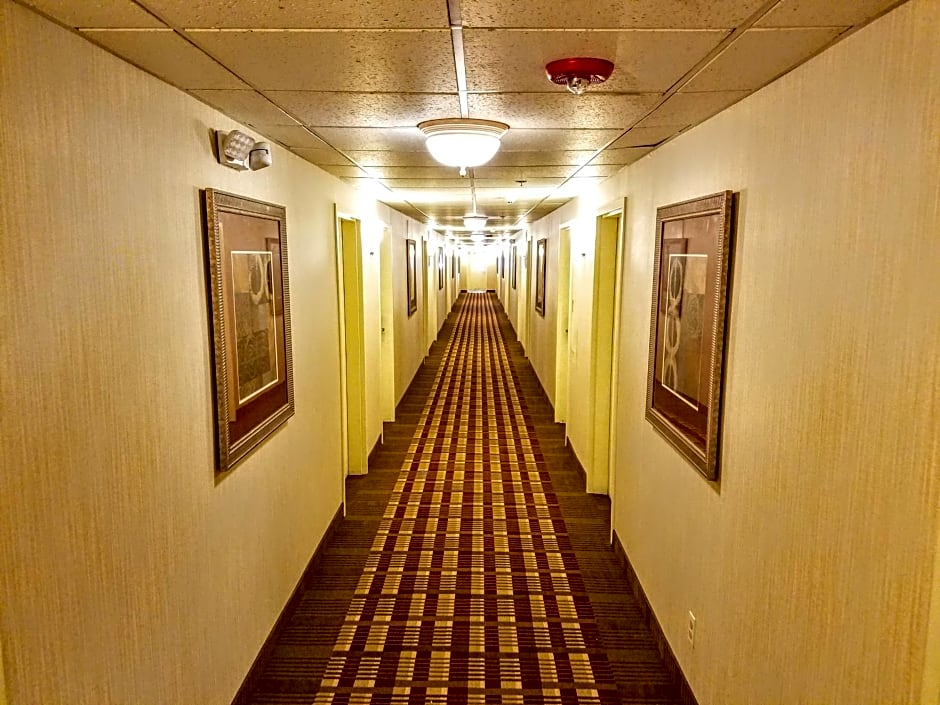 Days Inn by Wyndham Windsor Locks / Bradley Intl Airport