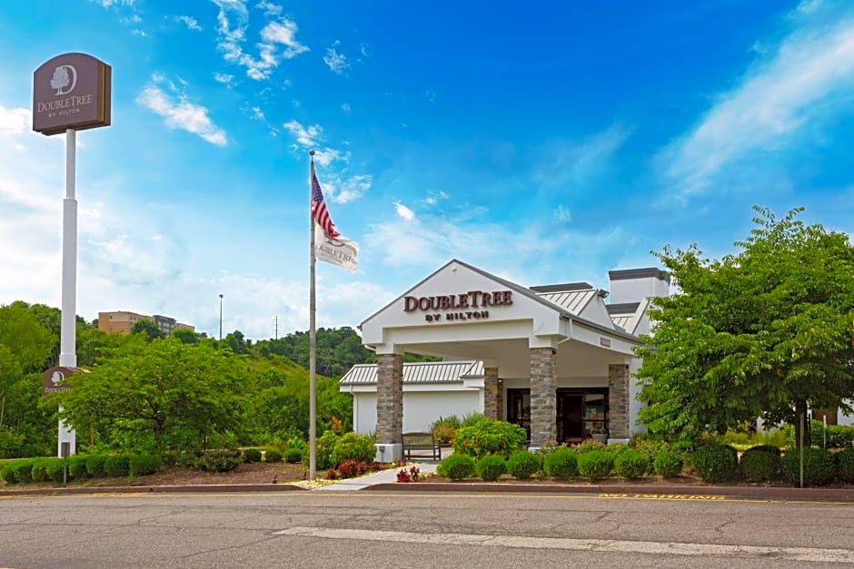 DoubleTree By Hilton Hotel Pittsburgh-Meadow Lands