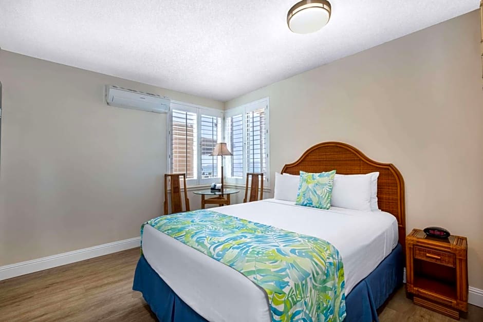 Days Inn by Wyndham Maui Oceanfront