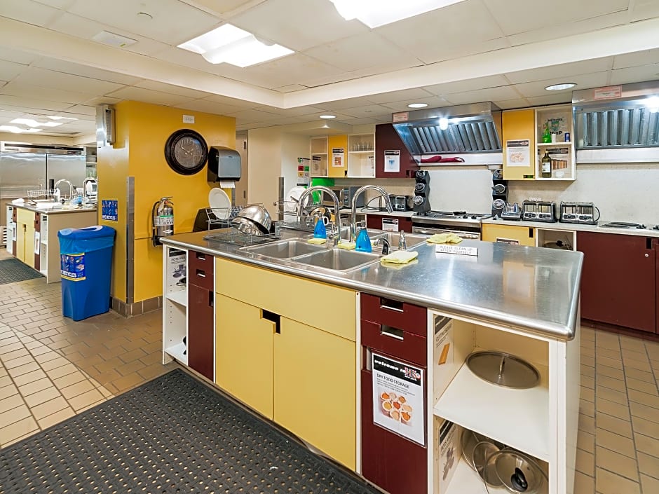 HI NYC Hostel | Reservations Center
