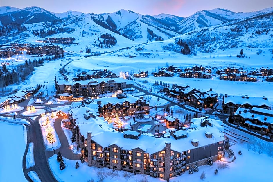 Waldorf Astoria By Hilton Park City | Reservations Center