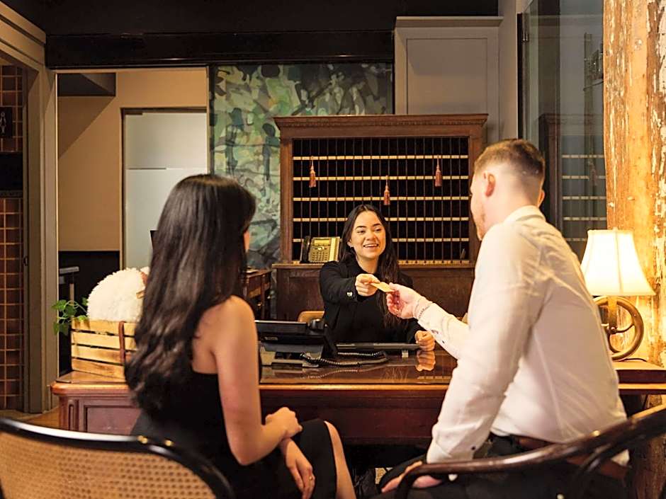 Hotel Woolstore 1888, Sydney - Handwritten Collection