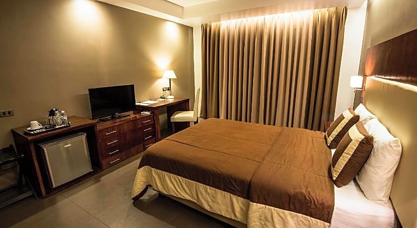 Ariana Hotel