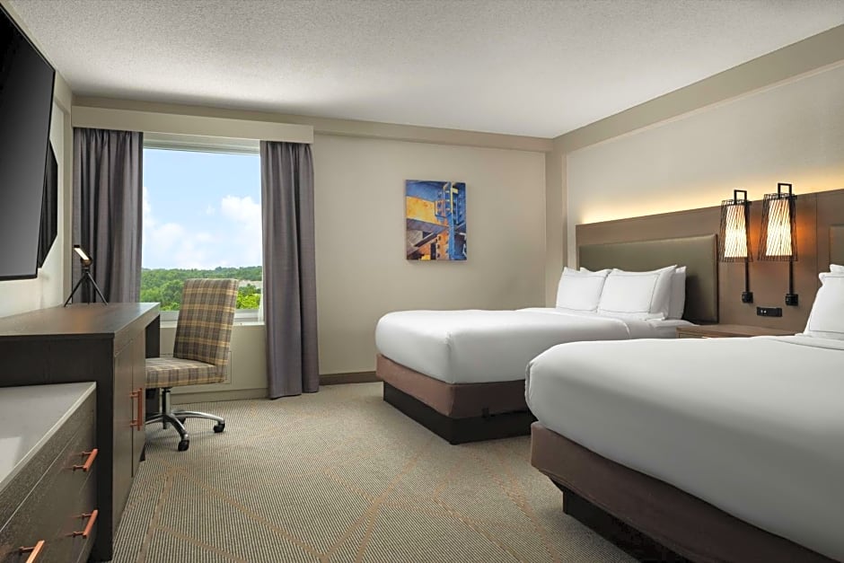 DoubleTree By Hilton Hotel Pittsburgh Airport