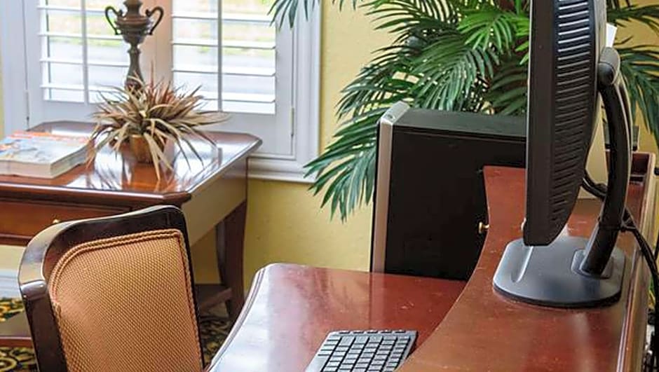 Roadstar Hotel Zephyrhills Zephyrhills | Bookonline.com