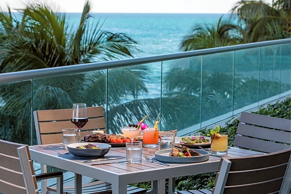 The Ritz-Carlton Bal Harbour Miami | Reservations Center