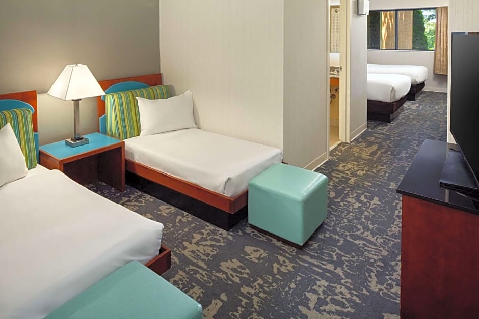 DoubleTree By Hilton Hotel Boston North Shore