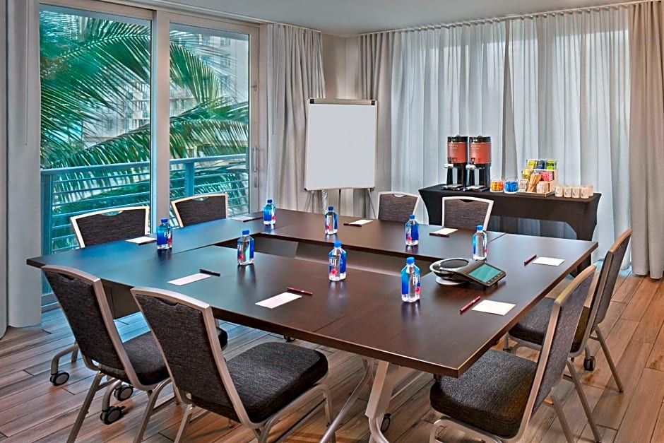 Residence Inn by Marriott Miami Beach Surfside | Reservations Center