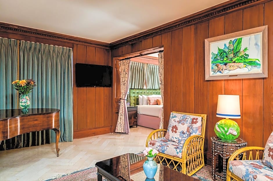 The Pontchartrain Hotel