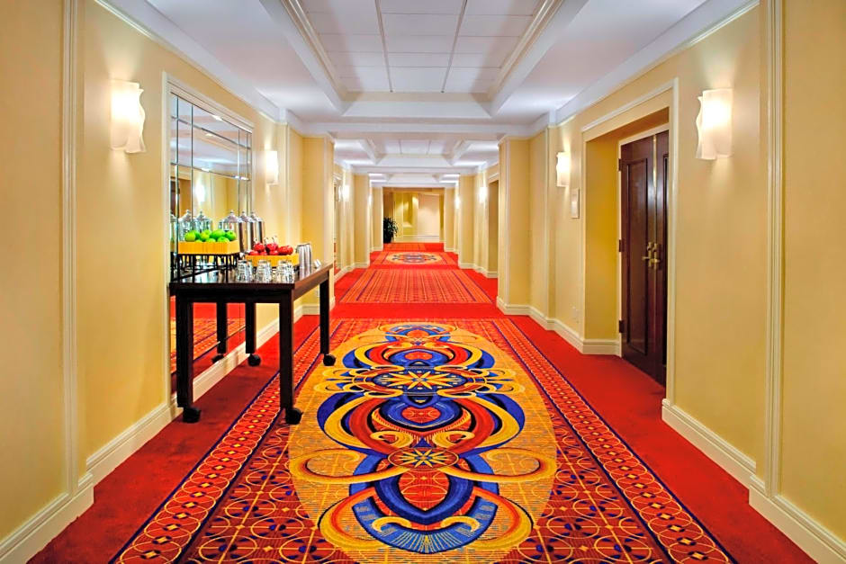 Long Island Marriott | Reservations Center