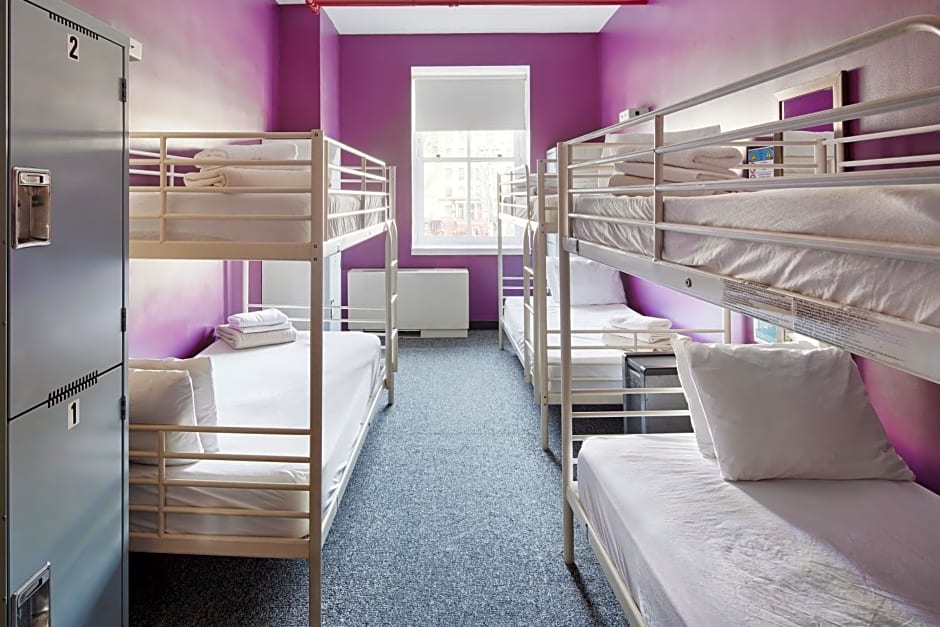 HI NYC Hostel