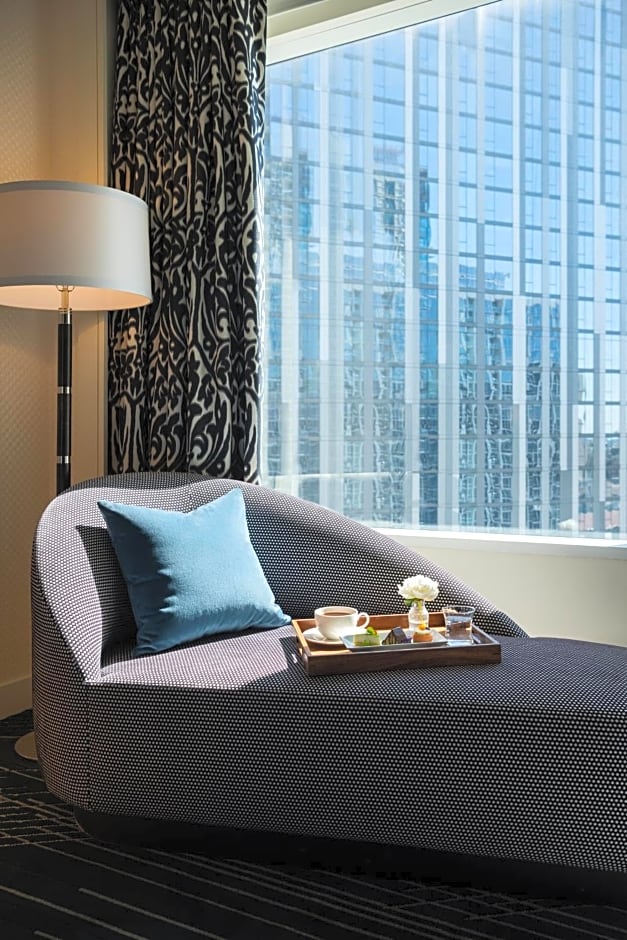 Sofitel Chicago Magnificent Mile | Reservations Center