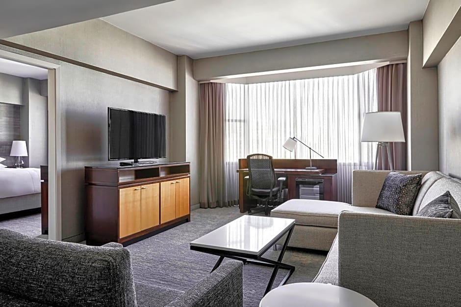 San Francisco Marriott Union Square | Reservations Center