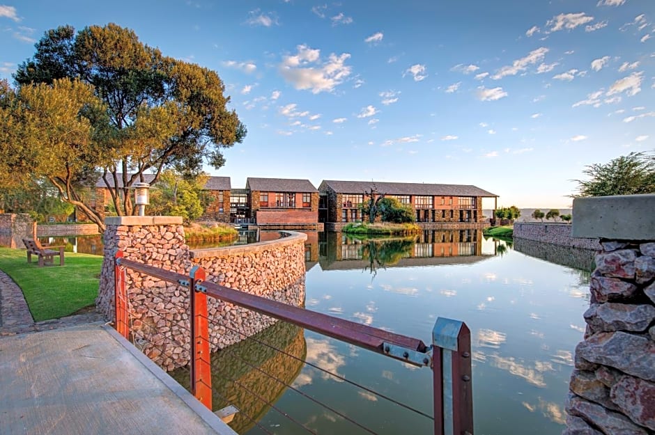 Riboville Boutique Hotel And Restaurant