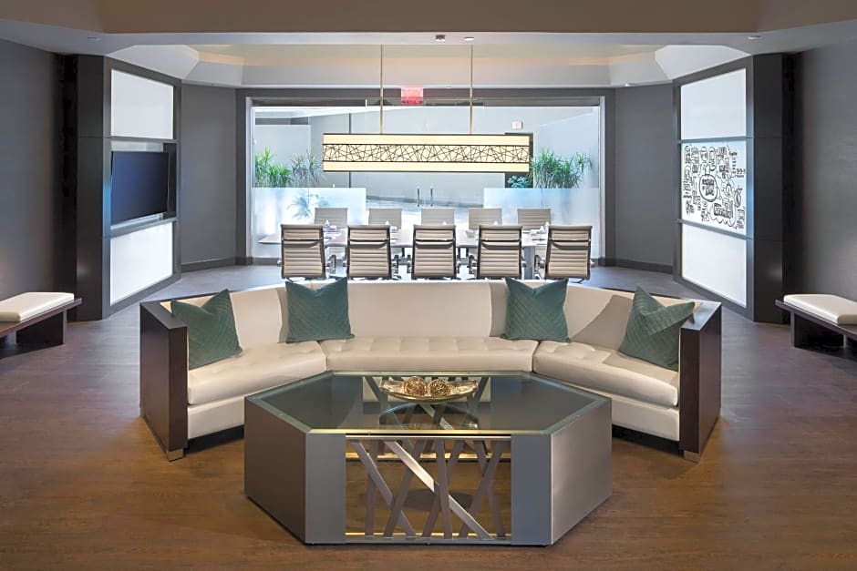 Crystal Gateway Marriott | Reservations Center