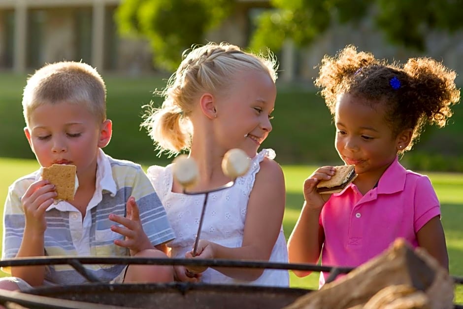 Hyatt Regency Lost Pines Resort | Reservations Center