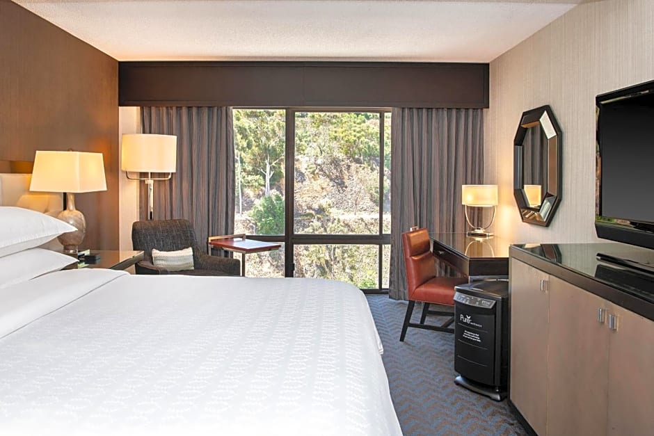 Sheraton Mission Valley San Diego Hotel