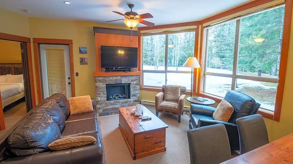 Timberline Lodges by Fernie Lodging Co