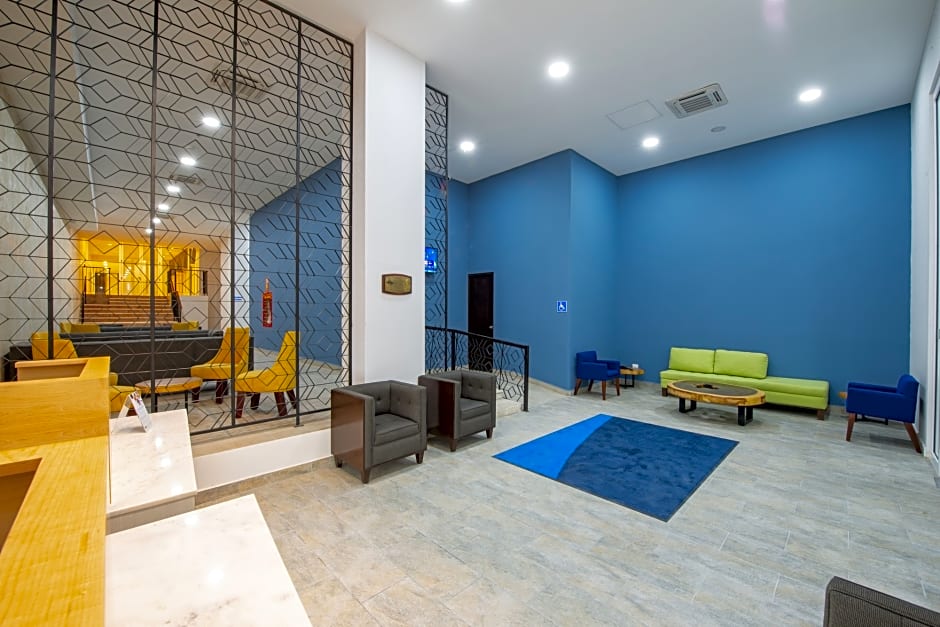 Holiday Inn Express Merida Centro - Guest Reservations