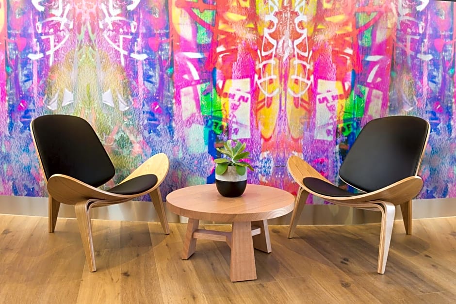 Highlander Hotel Bar Kitchen Rooftop