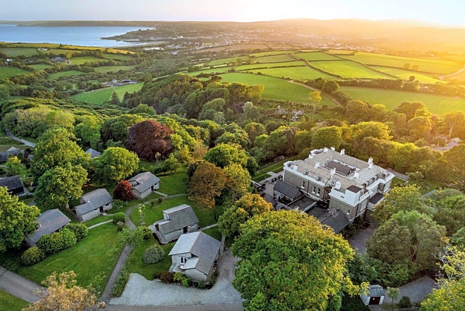 Wyndham Trenython Manor