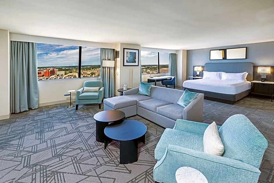 DoubleTree By Hilton Hotel Tulsa-Downtown