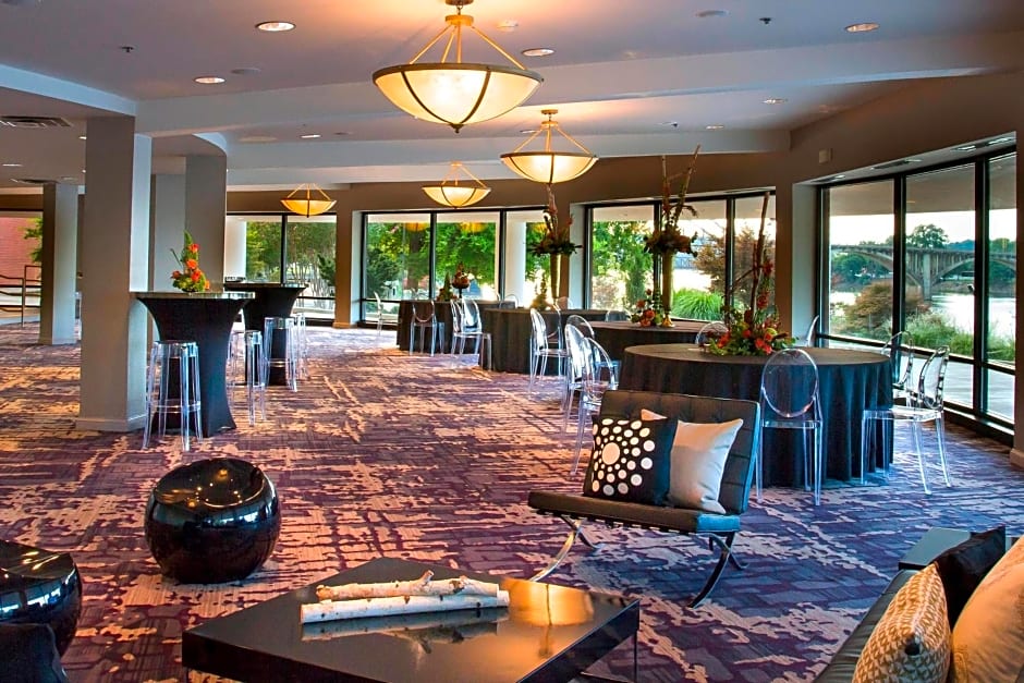 Little Rock Marriott | Reservations Center