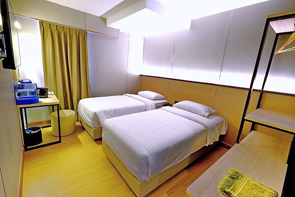 Ming Paragon Hotel