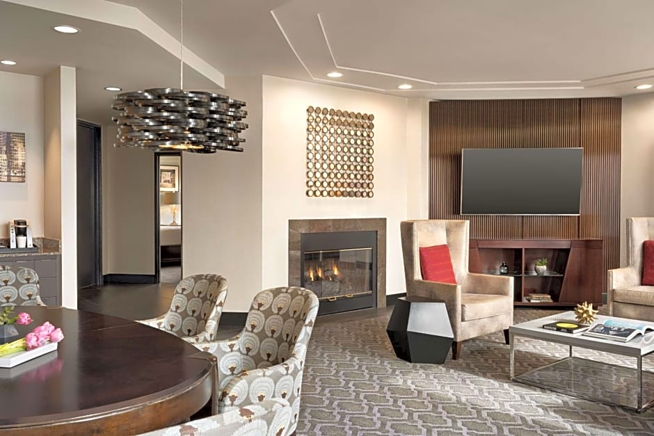 Hilton Motif Seattle