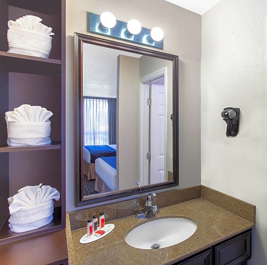 Grand Hotel Orlando at Universal Blvd