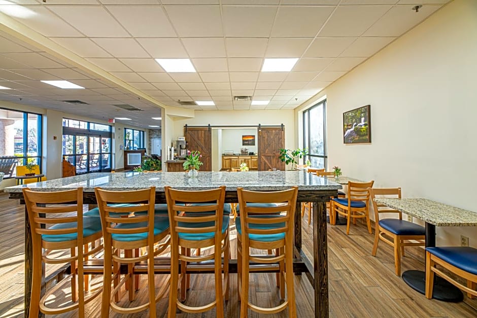 River Bend Inn - Pigeon Forge