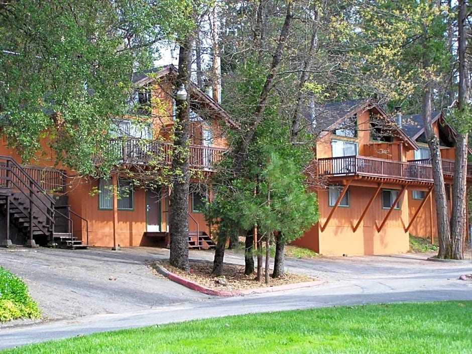 The Pines Resort at Bass Lake | Reservations Center