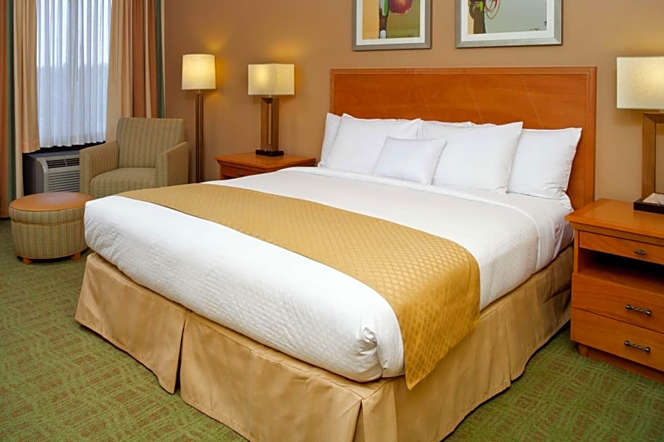 DoubleTree By Hilton Hotel Columbus/Worthington | Reservations Center