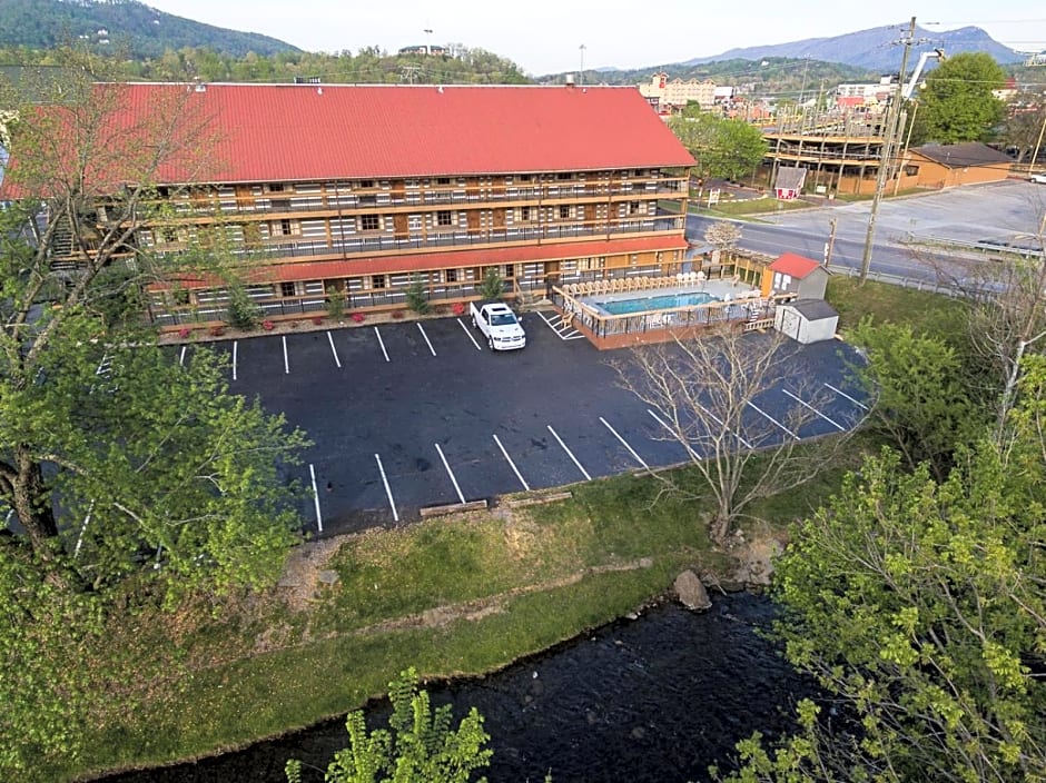 Timbers Lodge - Pigeon Forge