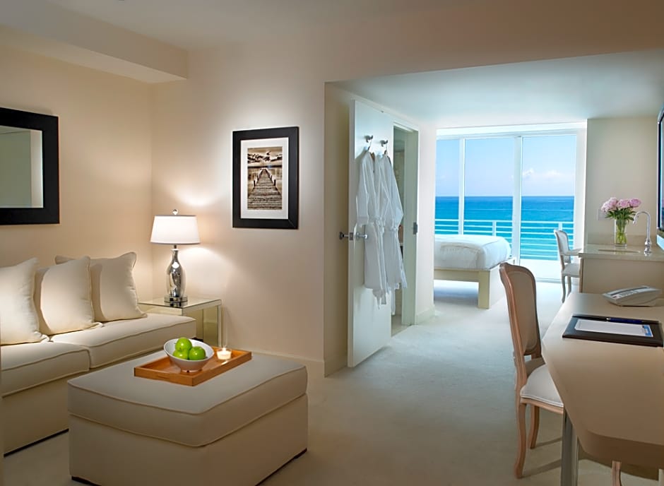Grand Beach Hotel