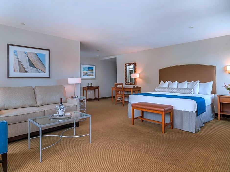 Water's Edge Resort & Spa