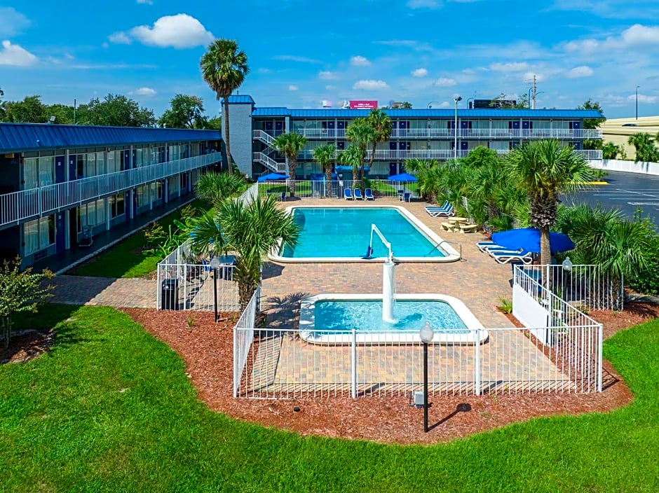 Days Inn by Wyndham Orlando Downtown