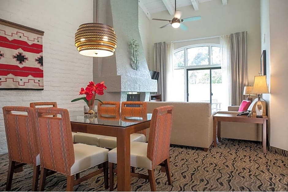 Scottsdale Camelback Resort | Reservations Center