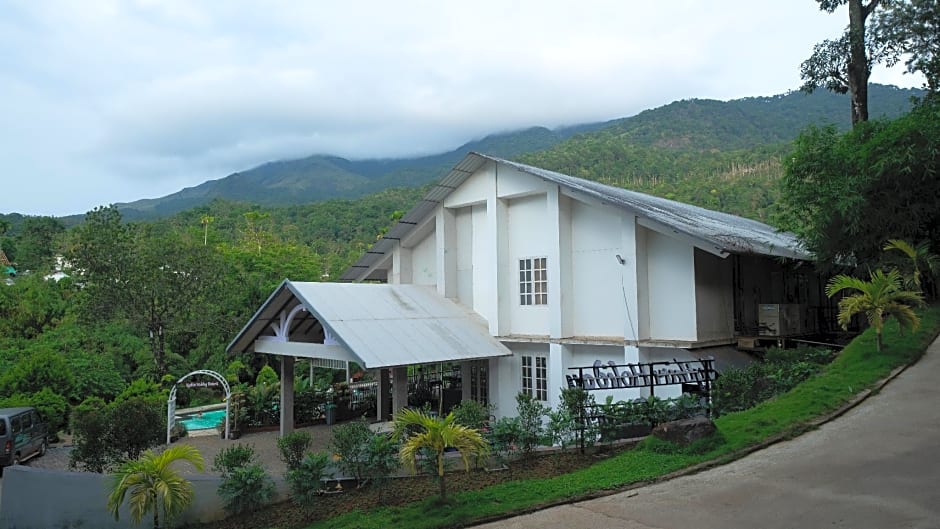 Vythiri Holiday Resort