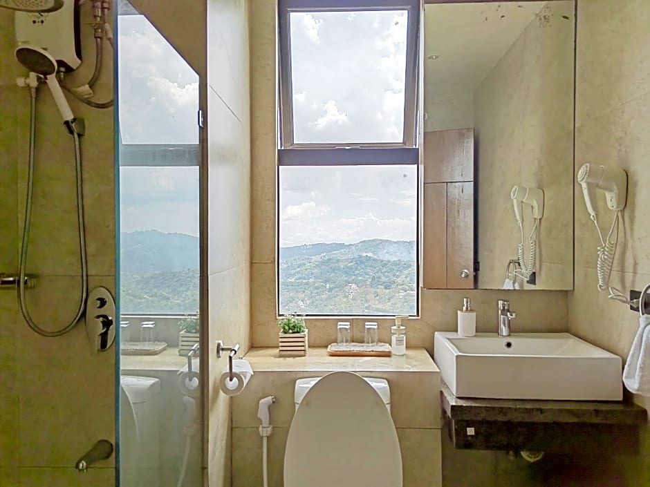 Splendido Golf Club Taal Views