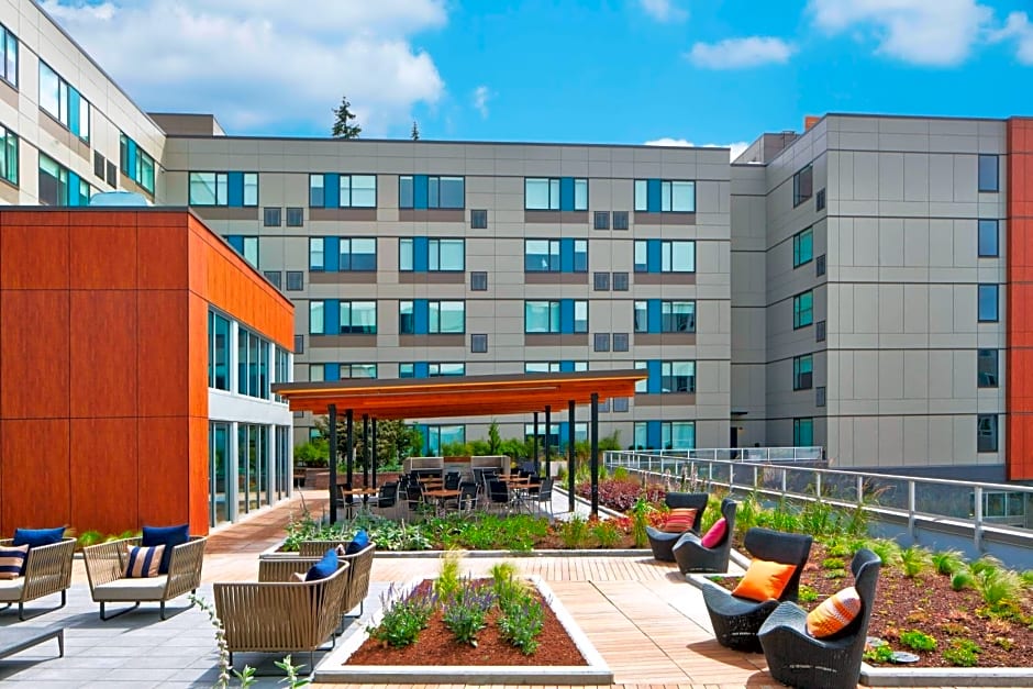 Aloft Seattle Redmond