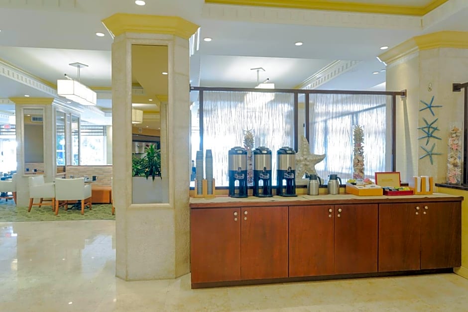 Radisson Miami Beach | Reservations Center