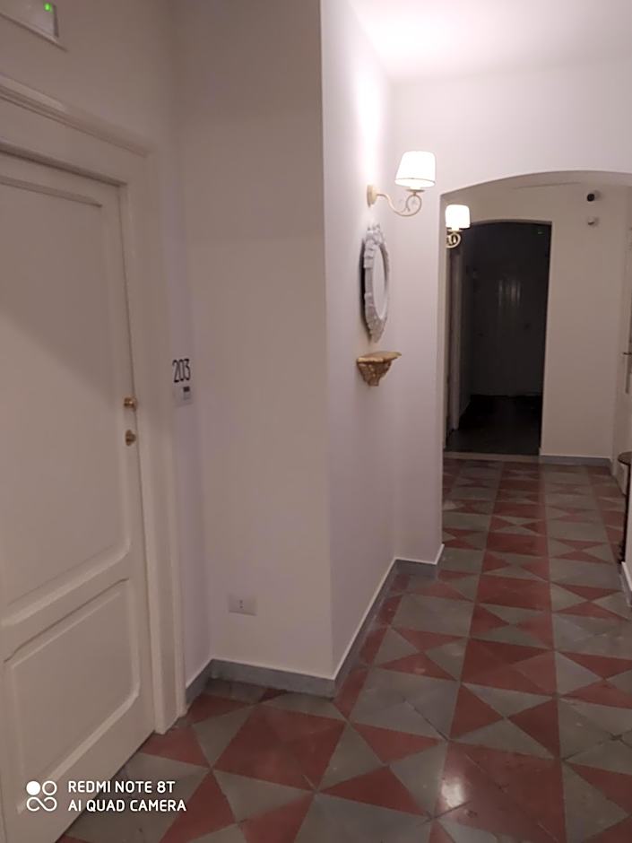 DONNA LUCREZIA b&b Boutique Hotel Style