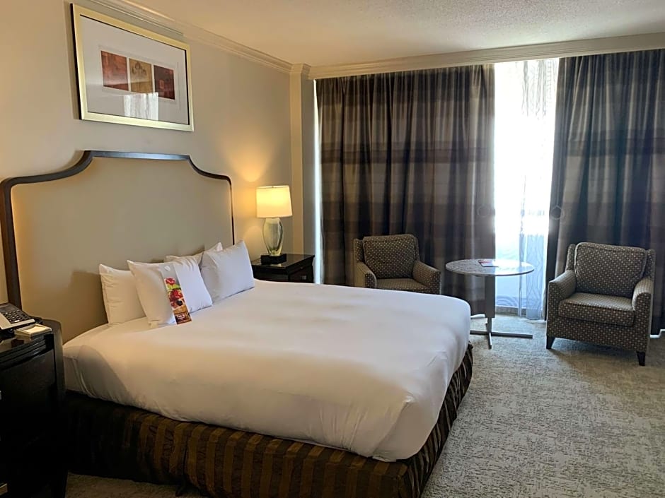 Hilton Houston Post Oak by the Galleria | Reservations Center