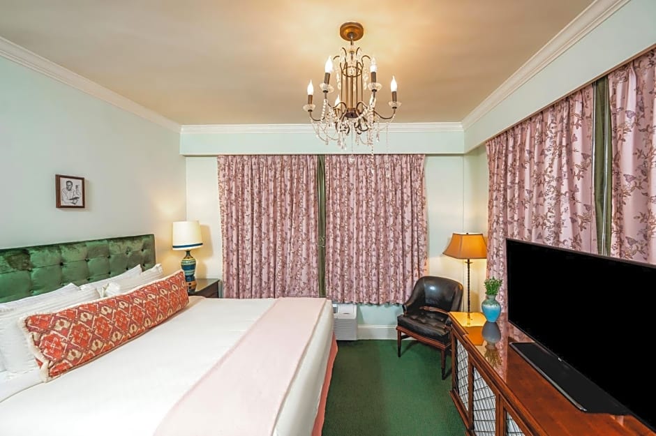 The Pontchartrain Hotel