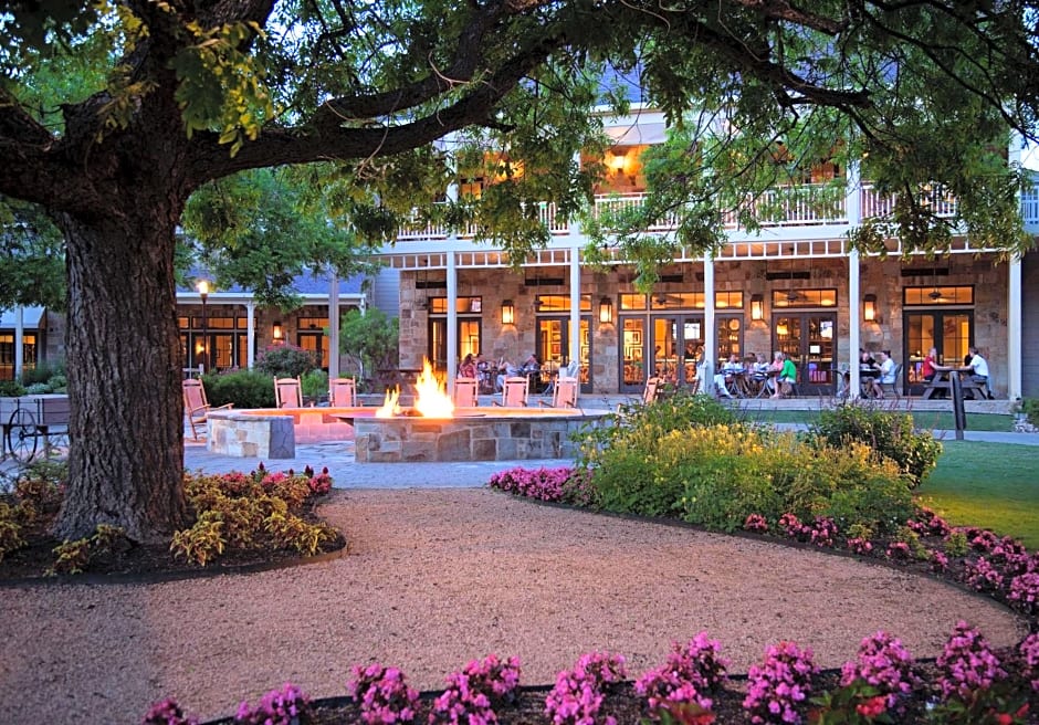 Hyatt Regency Lost Pines Resort | Reservations Center