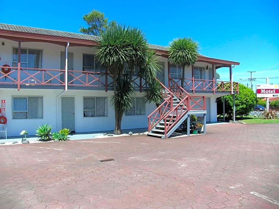 Burgundy Rose Motel