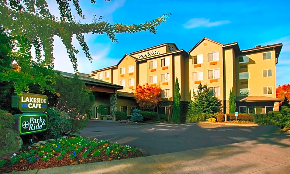 Radisson Hotel Portland Airport - Reservation Stays Hotel Deals